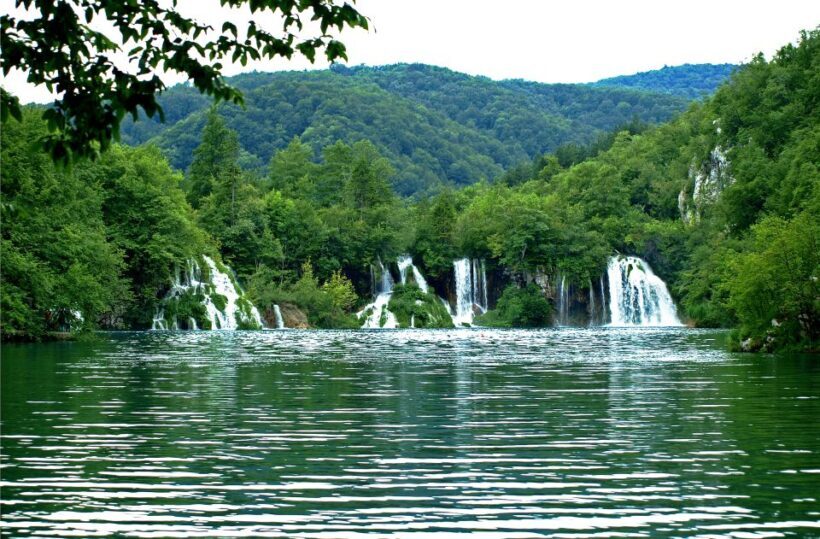From Zagreb: Plitvice Lakes National Park Tour with Tickets - Authentic Experiences Highlighted by Travelers