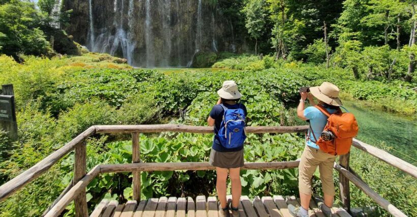 From Zagreb to Zadar: Plitvice Lakes Private Tour - The Experience: What Travelers Say