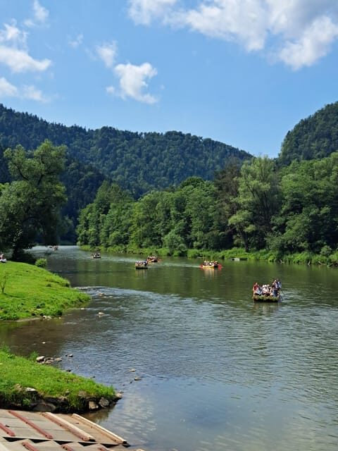 From Zakopane: Dunajec River Rafting Trip with Pickup - What to Expect on the Tour
