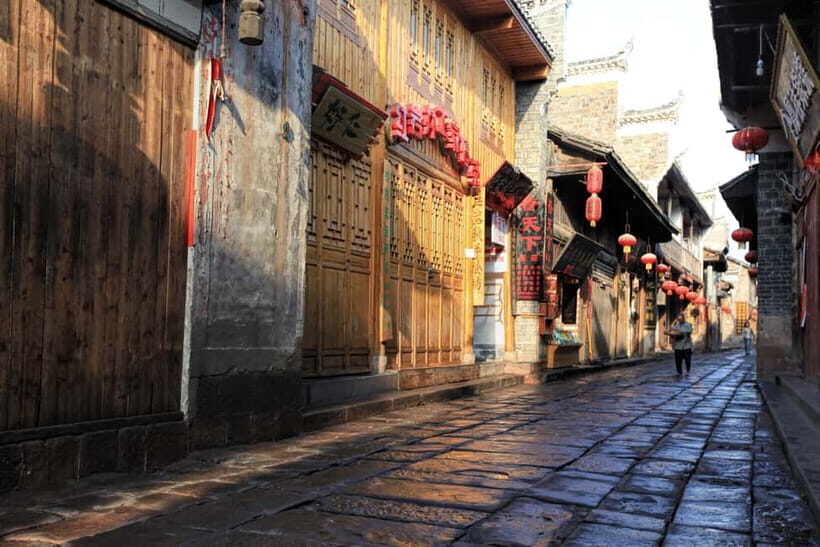 From Zhangjiajie: Fenghuang Ancient Town & Furong Town Tour - Analyzing the Experience: Is It Worth It?
