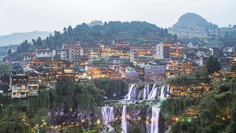From Zhangjiajie: Fenghuang Ancient Town & Furong Town Tour - Who Is This Tour Best For?