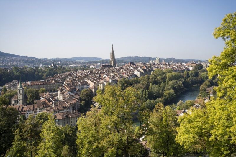 From Zurich/Lucerne: Berne Capital and Countryside Day-Trip - Walking Tour of Berns UNESCO-Protected Old Town
