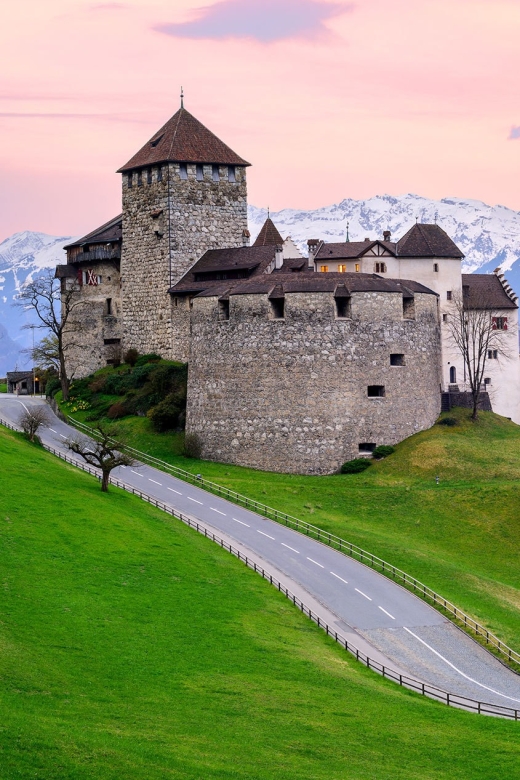 From Zurich: Private 4 Countries in 1 Full-Day Tour - Itinerary Highlights
