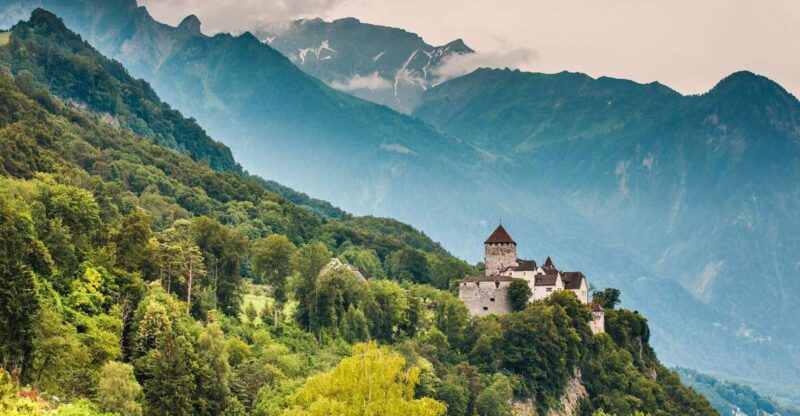 From Zurich: Private 4 Countries in 1 Full-Day Tour - Vaduz, Liechtenstein