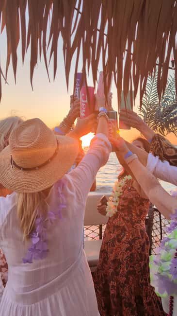 Ft Myers Beach 3hr Tiki Pub Tropical Sandbar Getaway Cruise - The Sum Up