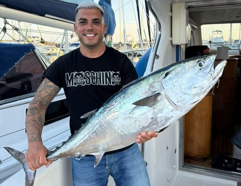 Fuengirola: 4h Trolling Fishing Trip with Snacks and Drinks - What’s Included and What’s Not