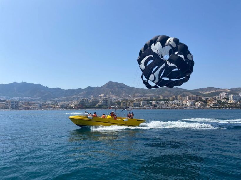 Fuengirola: Deluxe Parasailing Flight from Fuengirola Port - A Closer Look at the Experience