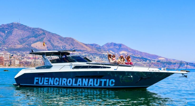 Fuengirola: Dolphin Watching by Yacht with Snacks and Drinks - A Relaxing Coastal Cruise with a Purpose