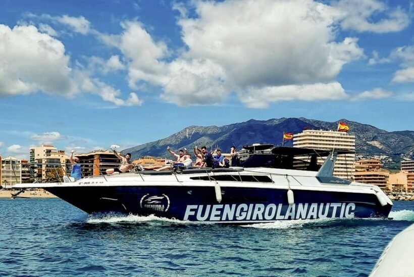 Fuengirola: Dolphin Watching by Yacht with Snacks and Drinks - Pricing and Value for Money
