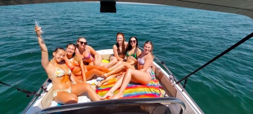 Fuengirola: Dolphin Watching Tour with Snacks and Drinks - The Experience of Dolphin Watching