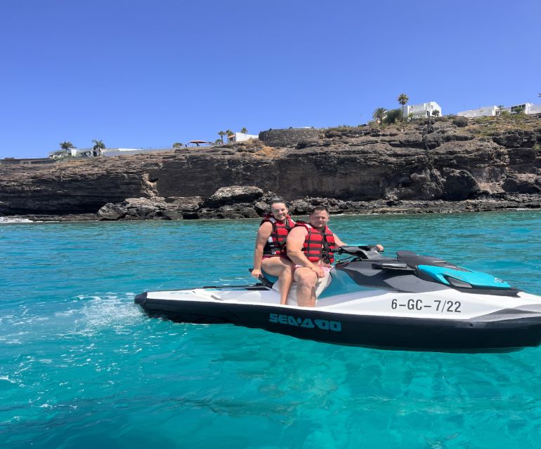 Fuerteventura : 1 hour JetSki Rental without licence - The Experience in Action: A Typical Ride