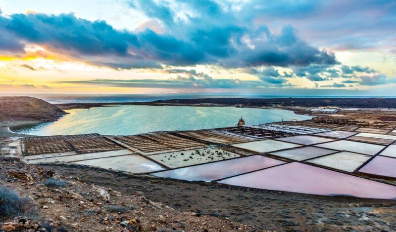 Fuerteventura: Round-Trip or 1-Way Ferry Ticket to Lanzarote - The Highlights of Traveling with Lineas Romero
