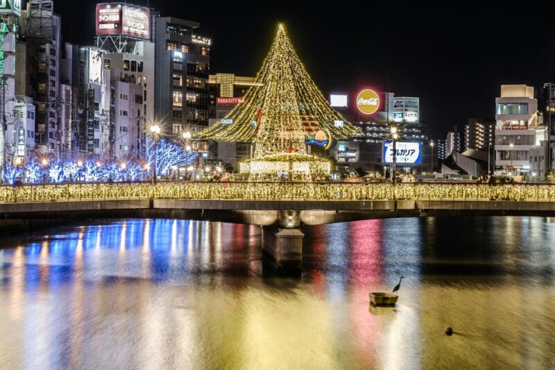 Fukuoka: Private Nightlife and Hidden Gems Tour With a Local - Discovering Fukuokas Hidden Gems
