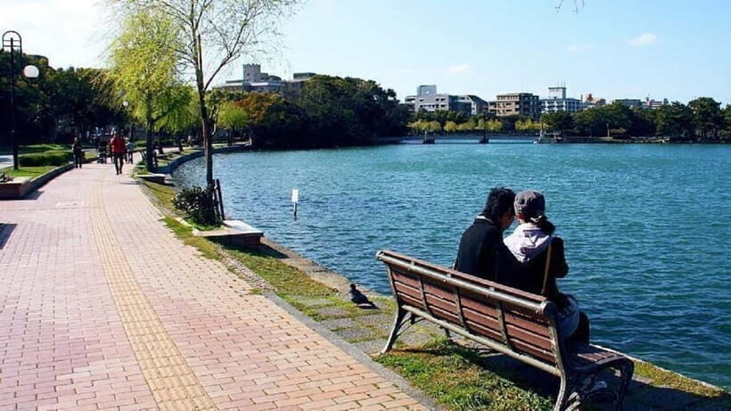 Fukuoka: Unforgettable Customizable Walking Tour Guide - Key Points