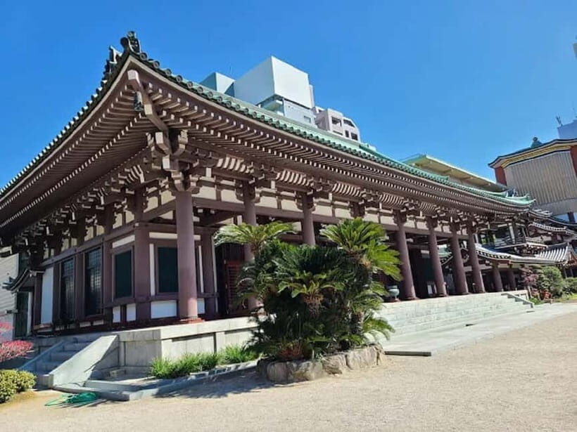 Fukuoka: Unforgettable Customizable Walking Tour Guide - Why This Tour Works