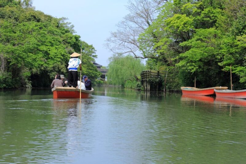 Fukuoka: Yanagawa Guided Day Trip With Boating and Lunch - Luxury Eel Lunch