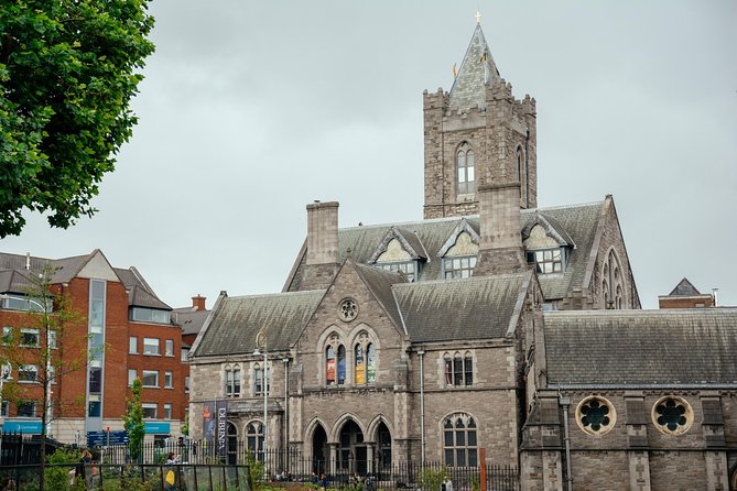 Full Coverage Dublin PRIVATE City Tour With Locals - Inclusions and Meeting Details