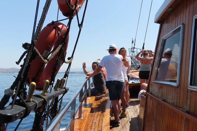 Full-Day 3 Island Cruise Tour in Kos Island - Dining and Refreshments