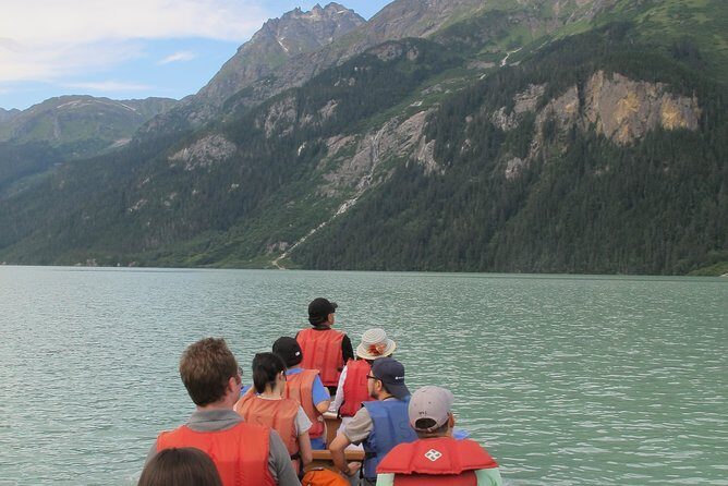 Full-Day Alaska Wildlife Voyageur Canoe Safari from Skagway - An Introduction to the Full-Day Alaska Wildlife Voyageur Canoe Safari