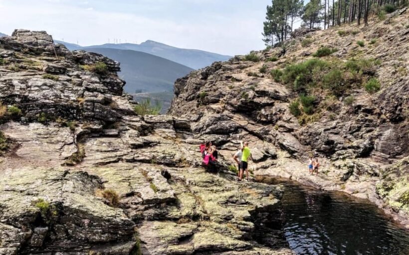 FULL DAY - ALVAO PARK - FISGAS ERMELO WATERFALLS W/ TRANSFER - Lunch and Wine Tasting