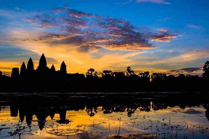 Full-Day Angkor Wat Sunrise Private Tour with Guide from Siem Reap - Discovering the Temples of Angkor Thom and Beyond