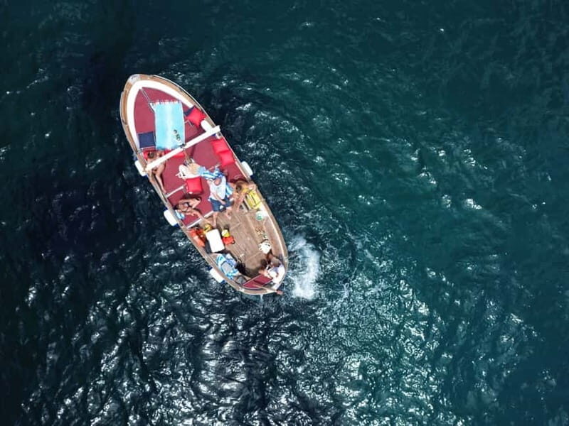 Full Day Around Island of Capri 6h tours - An In-Depth Look at the Capri Boat Tour Experience