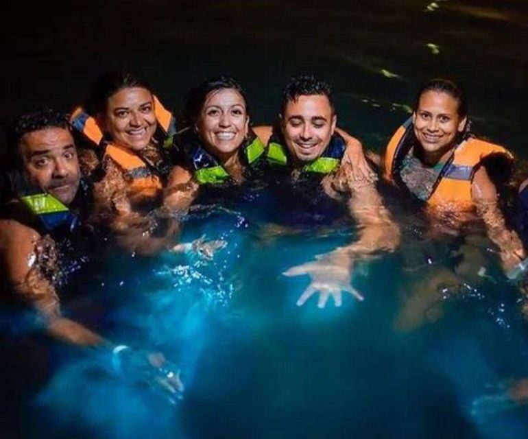 Full day at Barú island by boat: Snorkel + Sunset + Plankton - Key Points