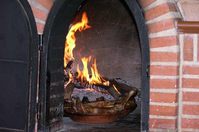 Full Day at the Winery, Visit, Tasting, Aperitif and Lunch - Key Points