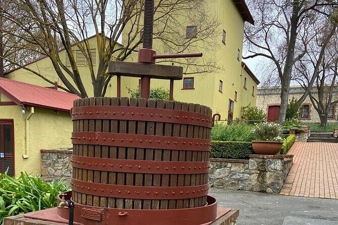 Full Day Barossa Valley Wineries Private Tour with 2 to 4 person - The Sum Up