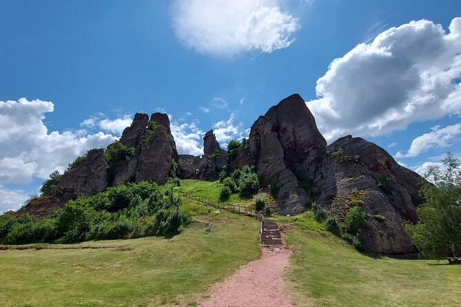 Full-Day Belogradchik Rocks and Venetsa Cave Tour From Sofia - Accessibility and Recommendations