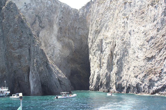 Full Day Boat Excursion of Ponza & Palmarola From Rome - Inclusions and Amenities