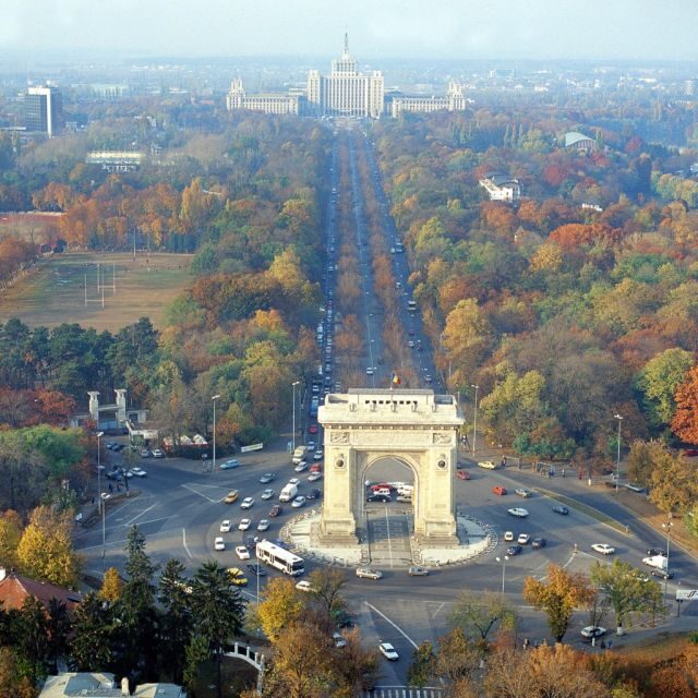 Full day Bucharest Sightseeing Tour - An In-Depth Review of the Full-Day Bucharest Sightseeing Tour