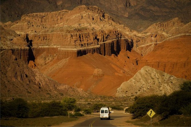 Full-Day Cafayate, Lerma Valley, and Wine Tasting From Salta - Pickup Information