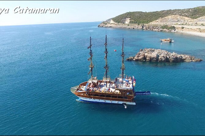 Full-Day Catamaran Boat Trip From Alanya - Onboard Amenities and Services
