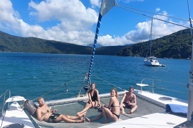 Full-Day Catamaran Tour Through Tayrona - Exploring the Catamaran Experience