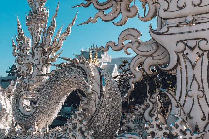 Full-Day Chiang Rai Temples Tour from Chiang Mai with Hot Spring - Transportation and Group Size