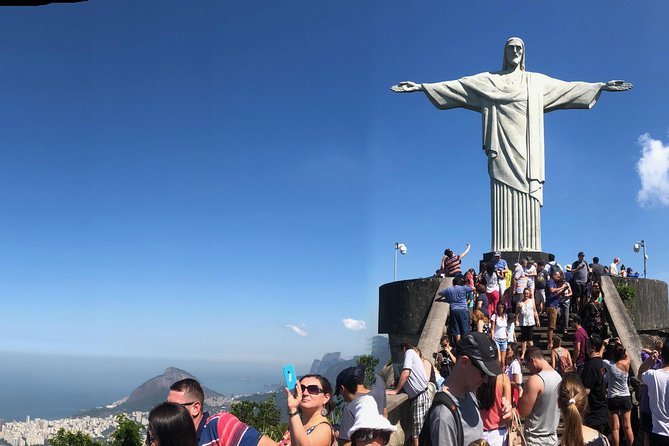 Full Day City Tour: Christ Redeemer, Sugarloaf, Selaron Staircase, Maracanã - Scaling Sugarloaf Mountain