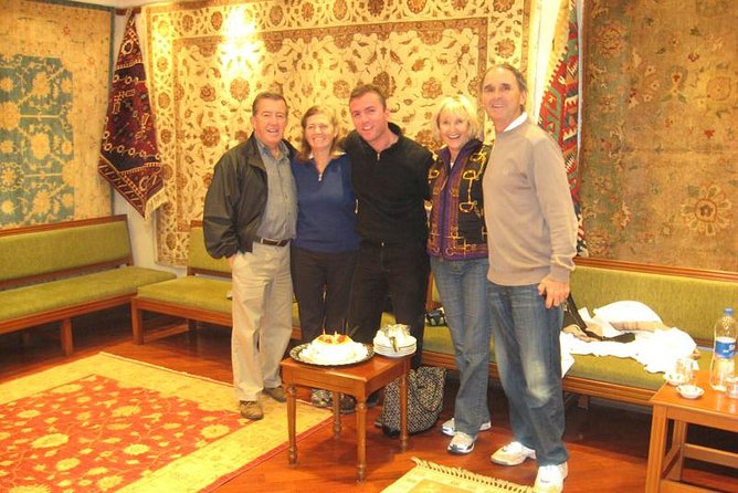 Full-Day City Tour With Private Tour Guide and Red Carpet Treatment With Luxury Minibus - Positive Guest Feedback