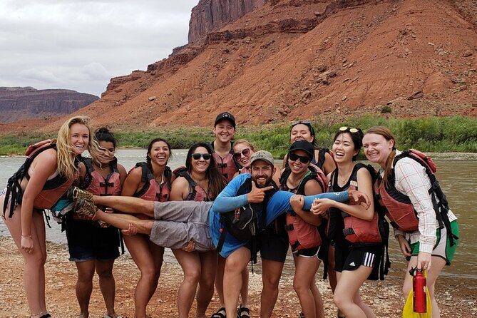 Full-Day Colorado River Rafting Tour at Fisher Towers - Accessibility and Practical Tips
