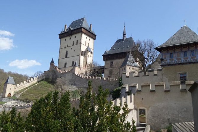 Full-Day Countryside E-Bike Tour to Karlstejn Castle (Small Group - Meeting and Logistics