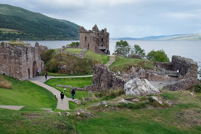 Full-Day CULLODEN, LOCH NESS + MORE From Inverness [Private] - Visiting Castles, Cairns, and Distilleries
