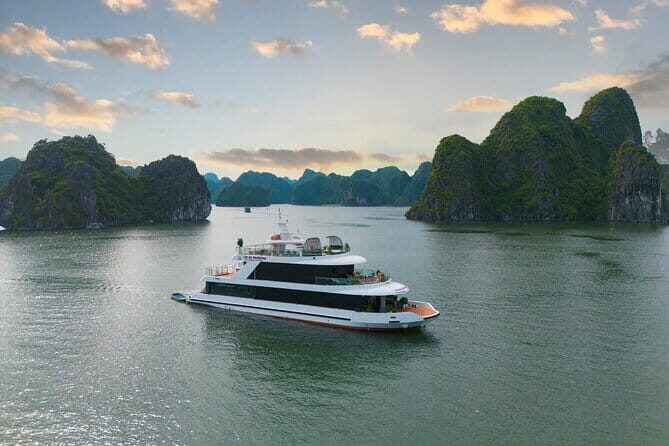 Full Day Discover Lan Ha Bay on Top Luxury Cruise from Cat Ba - Overview of the Full Day Lan Ha Bay Cruise
