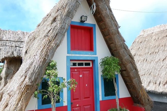 Full Day East Madeira - Pico Do Ariero, Ribeiro Frio, Portela, Santana - Discovering the Triangular Cottages of Santana