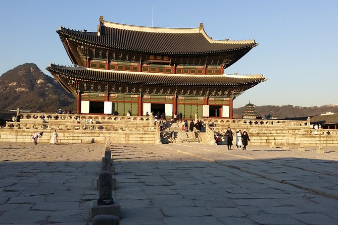 Full Day- Essential Seoul City Tour & Gourmet Tour(including Lunch and Dinner) - FAQs
