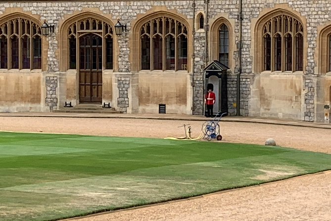 Full Day Excursion Royal London & Windsor in an Iconic London Black Cab - FAQs