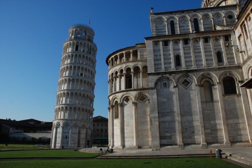Full-Day Excursion to Siena, San Gimignano & Pisa - Transport and Group Size