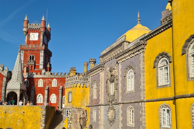 Full day exploring Sintra, Azenhas do Mar and Cabo da Roca - FAQ