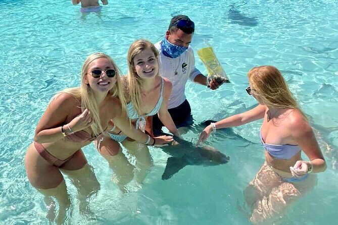 Full Day Exuma Swimming Pigs - Group Boat Tour From Nassau - An In-Depth Look at the Exuma Pigs Tour