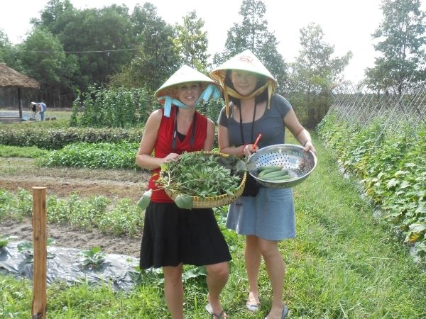 Full-Day Farming & Cooking class at Agricultural Village - Understanding Vietnam’s Culinary Culture