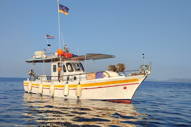 Full-Day Fishing and Boating Experience in Hydra - A Closer Look at the Full-Day Fishing and Boating Experience in Hydra